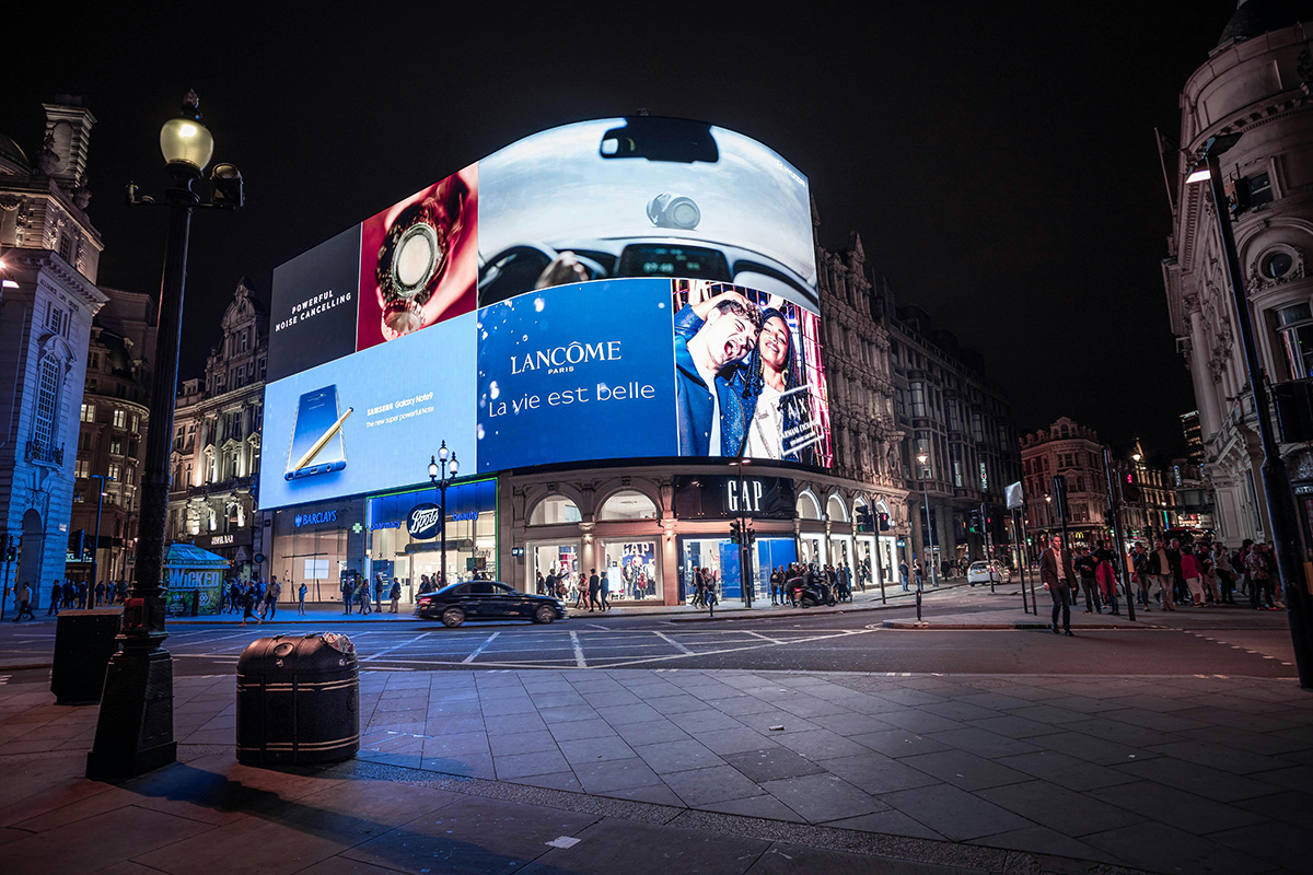 Best practices for visually appealing digital signage displays | Bizplay
